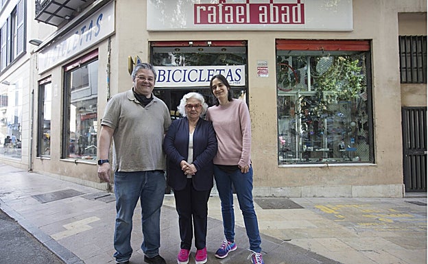 Bicicletas Rafael Abad en Valencia | Bicicletas Rafael Abad, una historia de amor con alma de ...